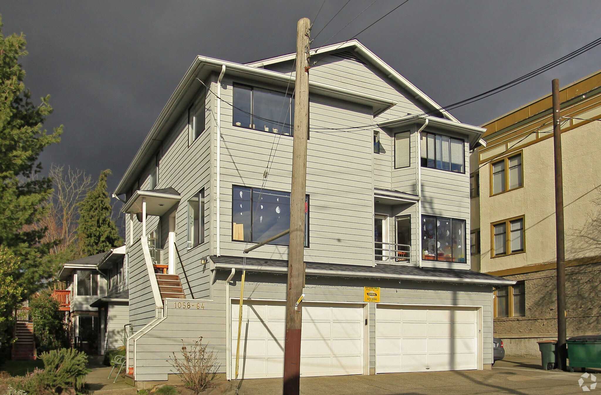 Azalea Manor - 1058 E Thomas St Seattle, WA 98102 | Apartments.com