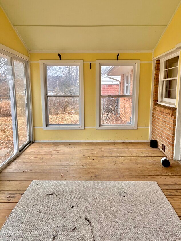 2038 College View Rd, Manhattan, KS 66502 - House Rental in Manhattan ...