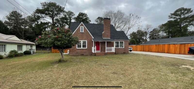 505 E Barnard St Unit A, Glennville, GA 30427 | Apartments.com