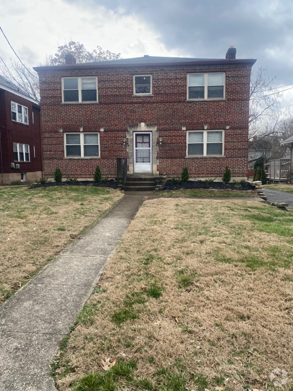 Hartwell Apartments for Rent with a Garage - Cincinnati, OH - 1 Rentals ...