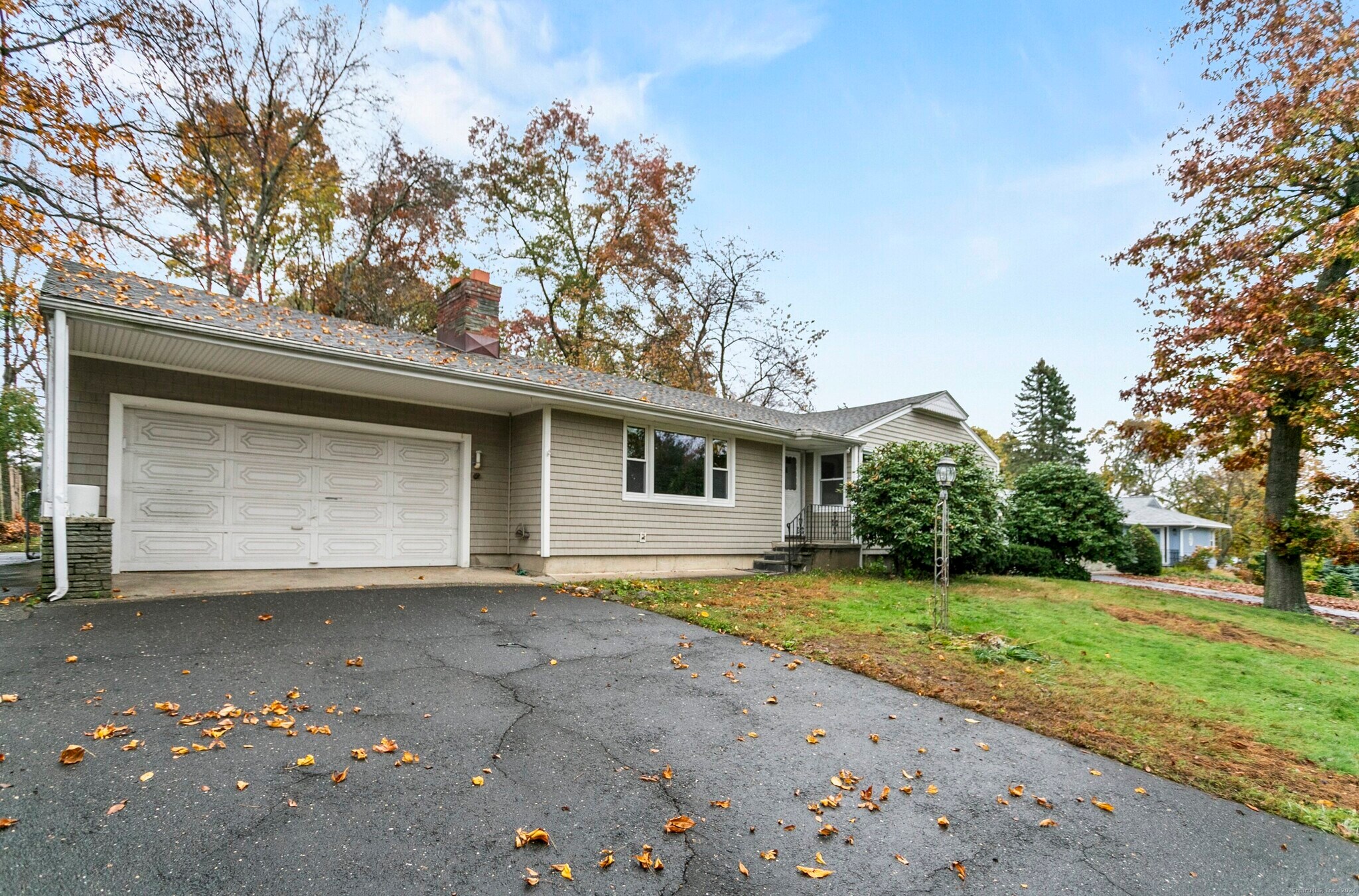 15 Glen Spring Dr, Trumbull, CT 06611 - House Rental in Trumbull, CT ...