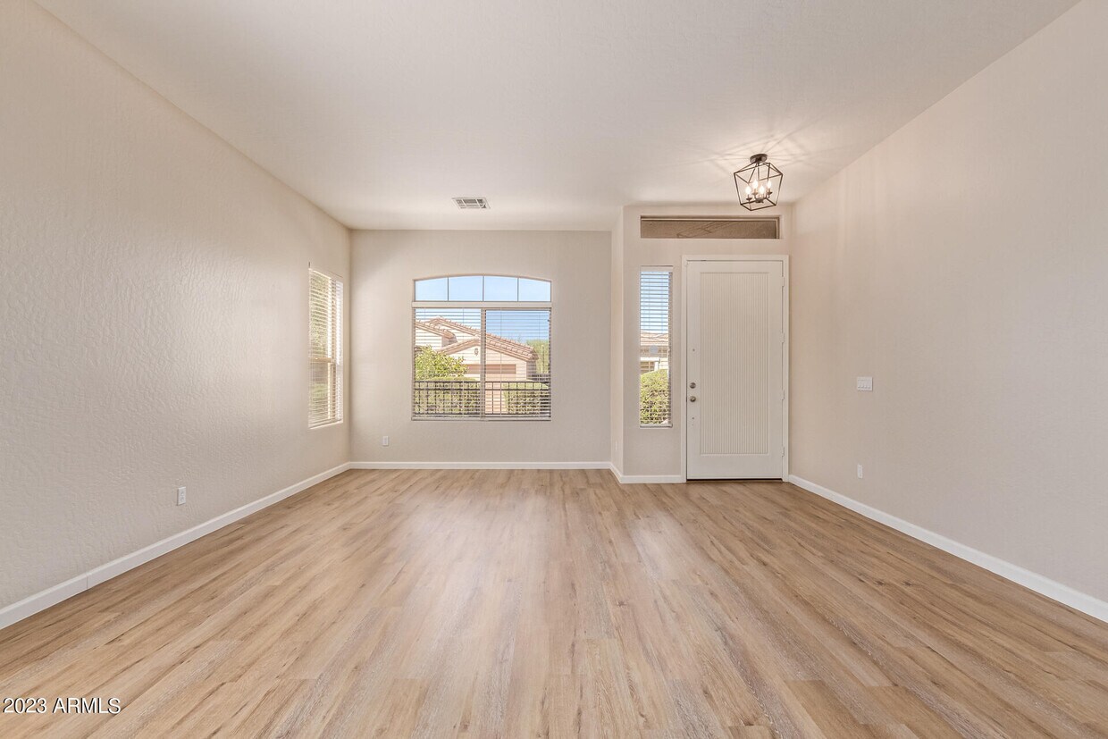 5027 E Robin Ln, Phoenix, AZ 85054 - House Rental in Phoenix, AZ ...