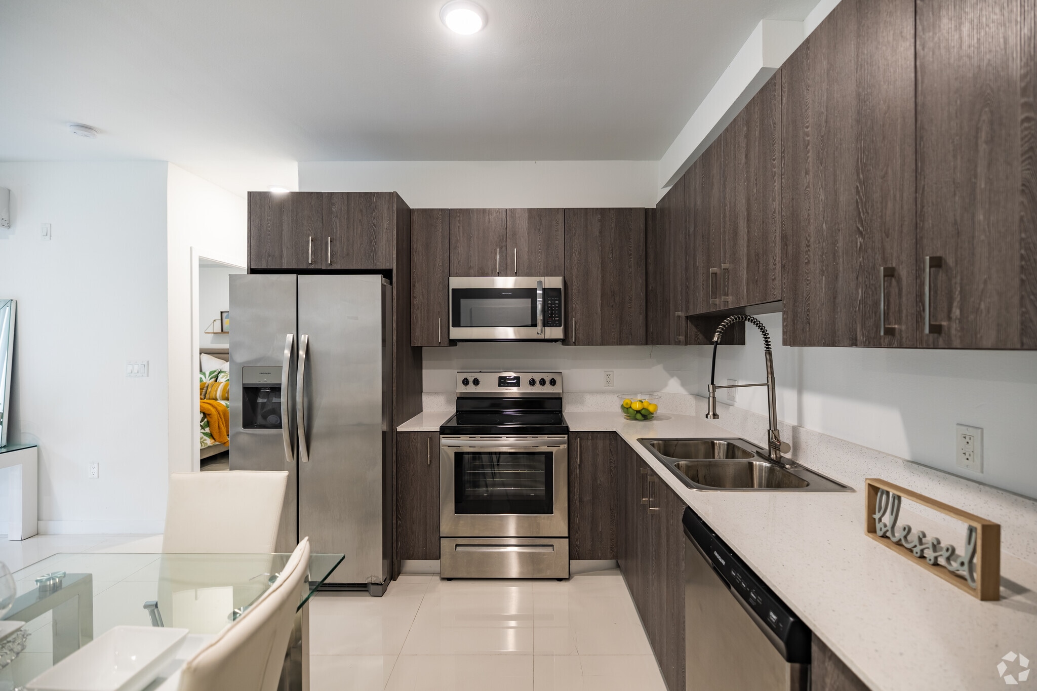 Modern Towers Apartments - 25850 Sw 140th Ct Homestead, FL 33032 ...