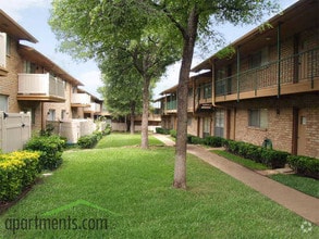 Lakeside on Spring Valley Rentals - Richardson, TX | Apartments.com