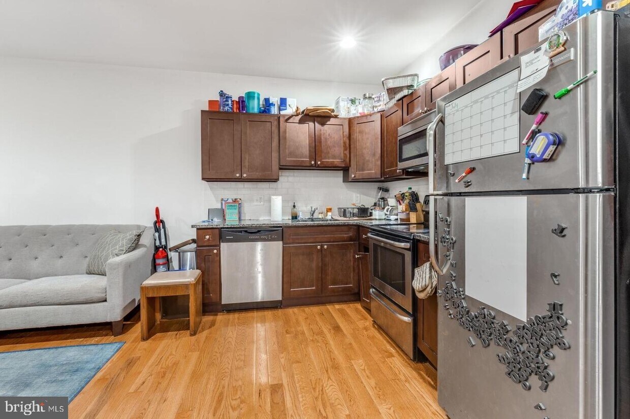 1429 Poplar St Unit 1B, Philadelphia, PA 19130 - Room for Rent in ...