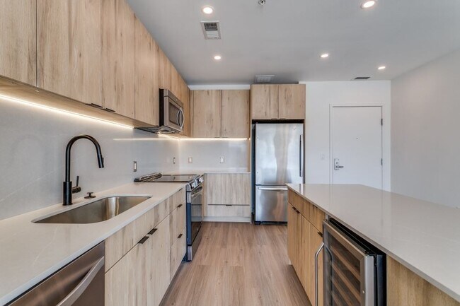 3700M - Apartments in Dallas, TX | Apartments.com