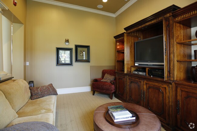 Hamilton Green Apartments - Andover, MA | Apartments.com