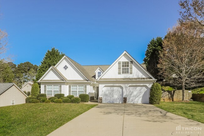 Abington Place Apartments for Rent with a Yard - Sugar Hill, GA ...