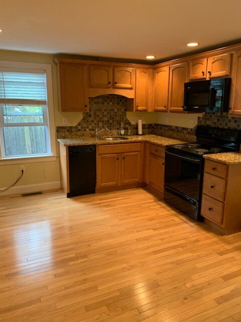 22 Fay Ct Unit 22 A, Marlborough, MA 01752 - Condo for Rent in ...