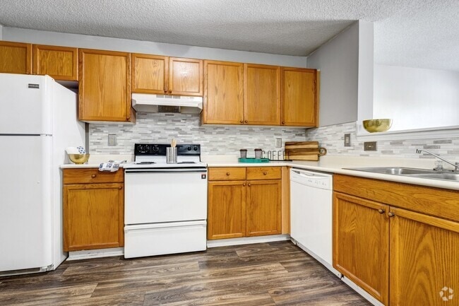 Downtown Anderson Corporate Housing - Anderson, SC - Updated Today ...