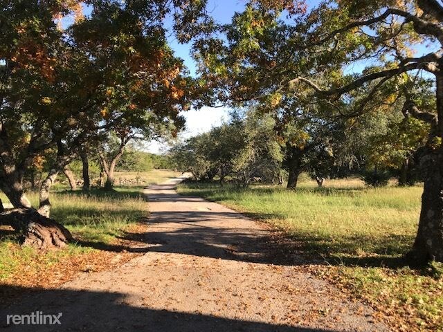 801 Butler Ranch Rd, Dripping Springs, TX 78620 - House Rental in ...