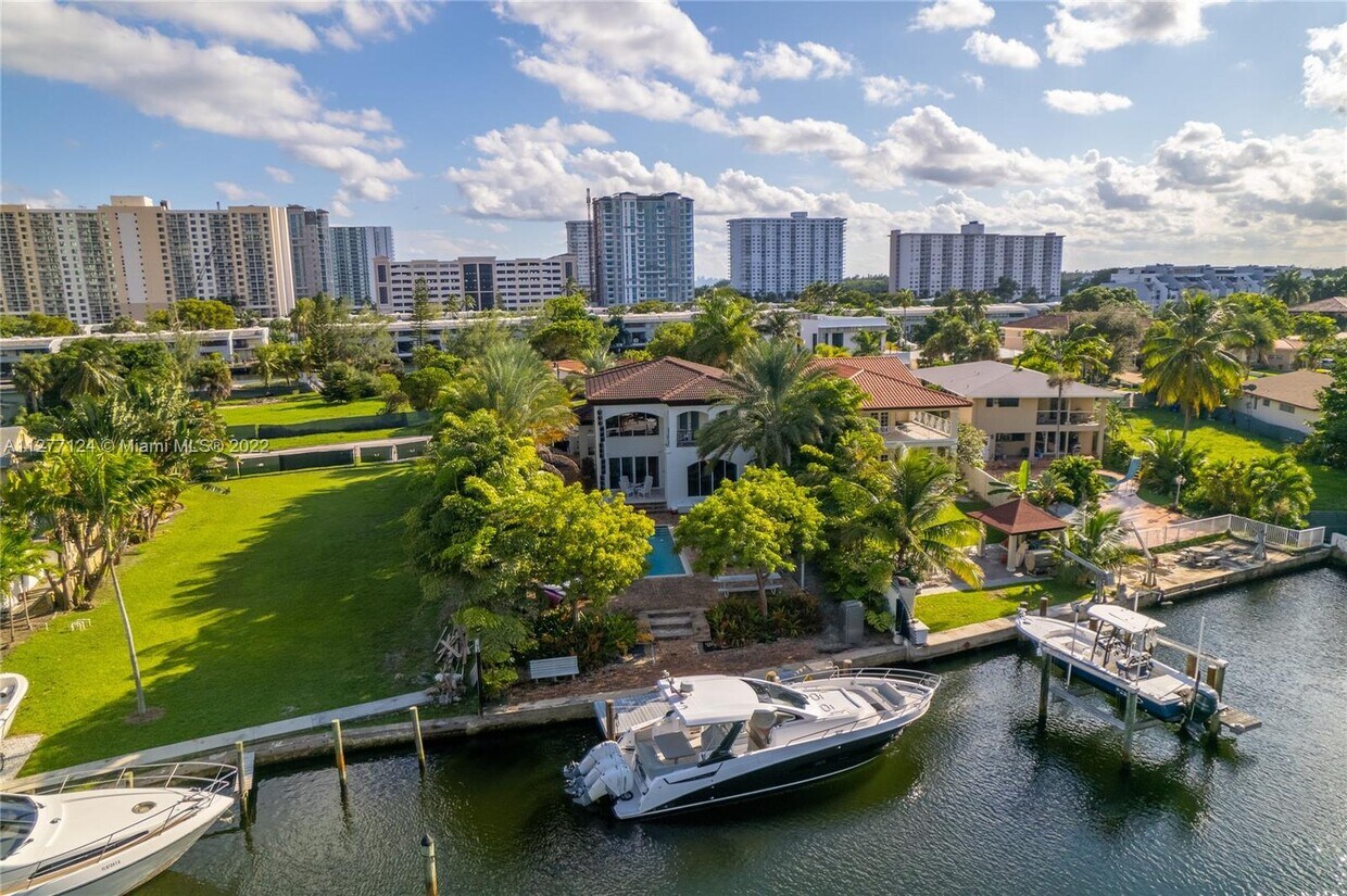 231 Atlantic Isle, Sunny Isles Beach, FL 33160 - House Rental in Sunny ...