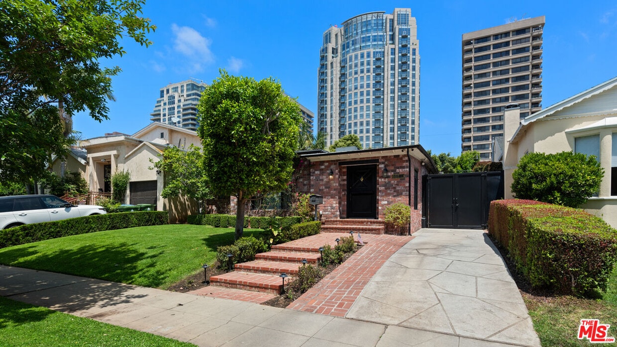 10763 Wellworth Ave, Los Angeles, CA 90024 - House Rental in Los ...