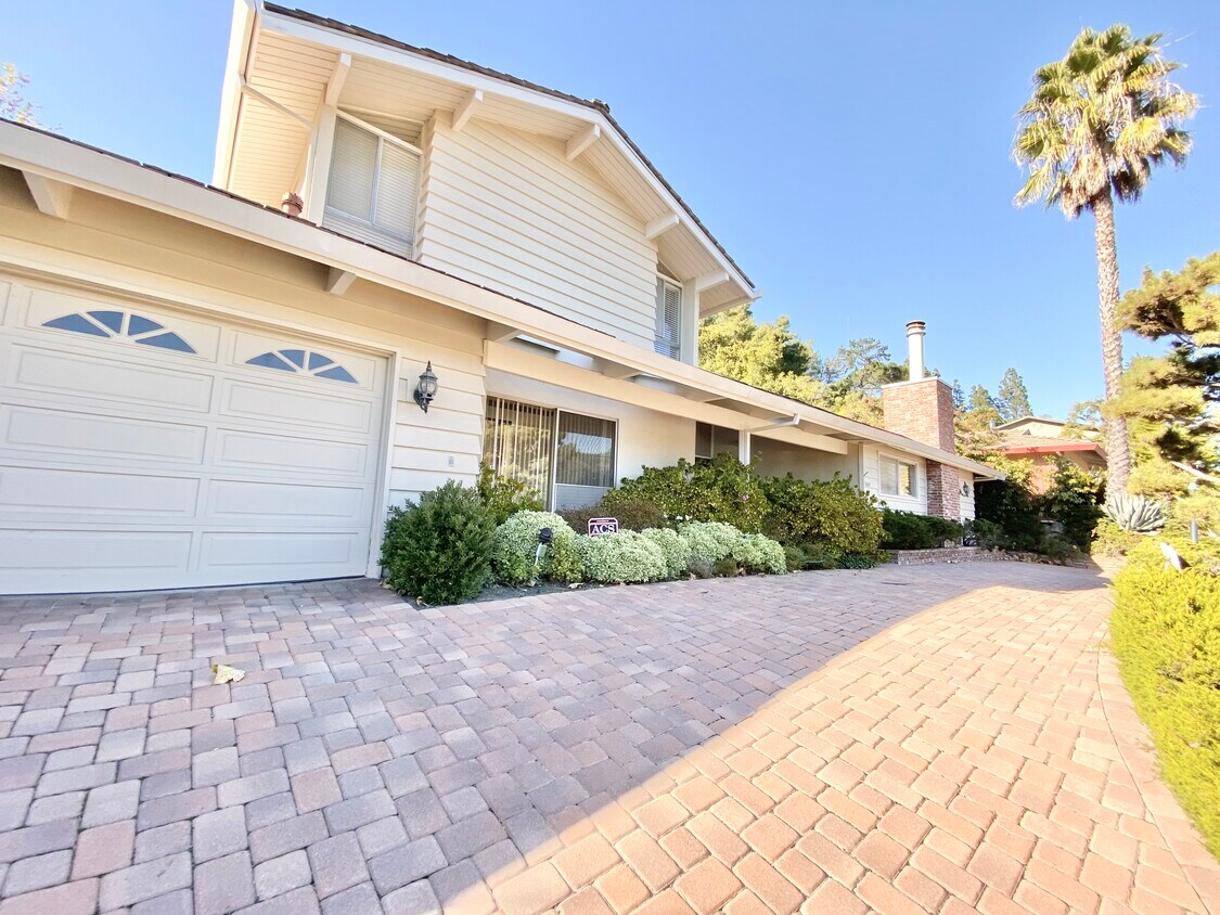 2331 Banyan Dr, Los Angeles, CA 90049 - House Rental in Los Angeles, CA ...