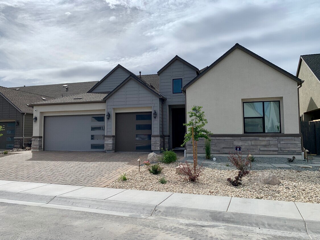 2924 Ruby Desert Dr, Reno, NV 89521 - House Rental in Reno, NV ...
