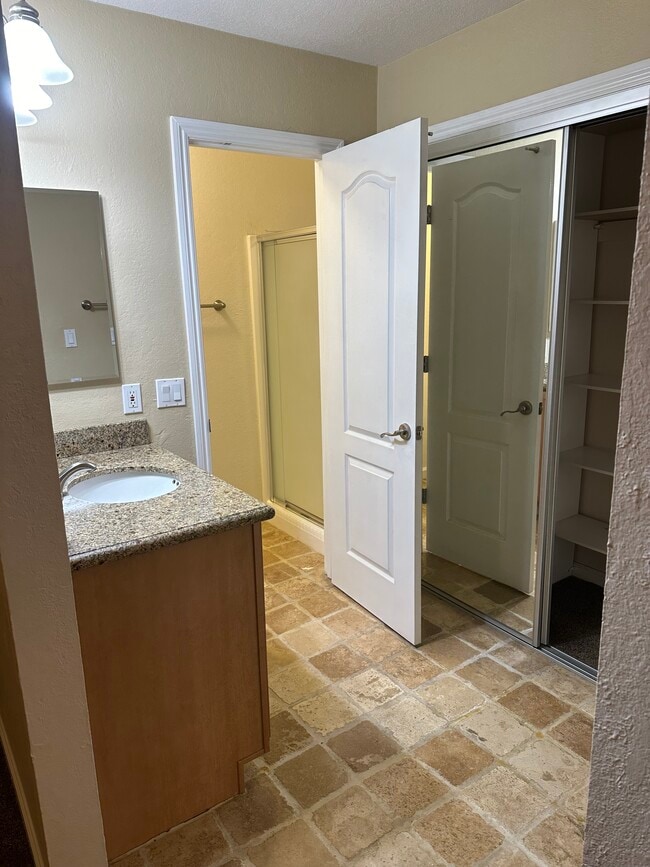 4005 Elmo Loop Unit A, Modesto, CA 95356 - Condo for Rent in Modesto ...