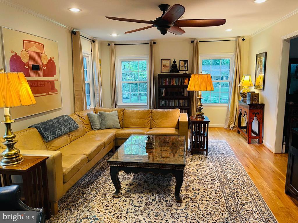 1928 Relda Ct, Falls Church, VA 22043 - House Rental in Falls Church ...