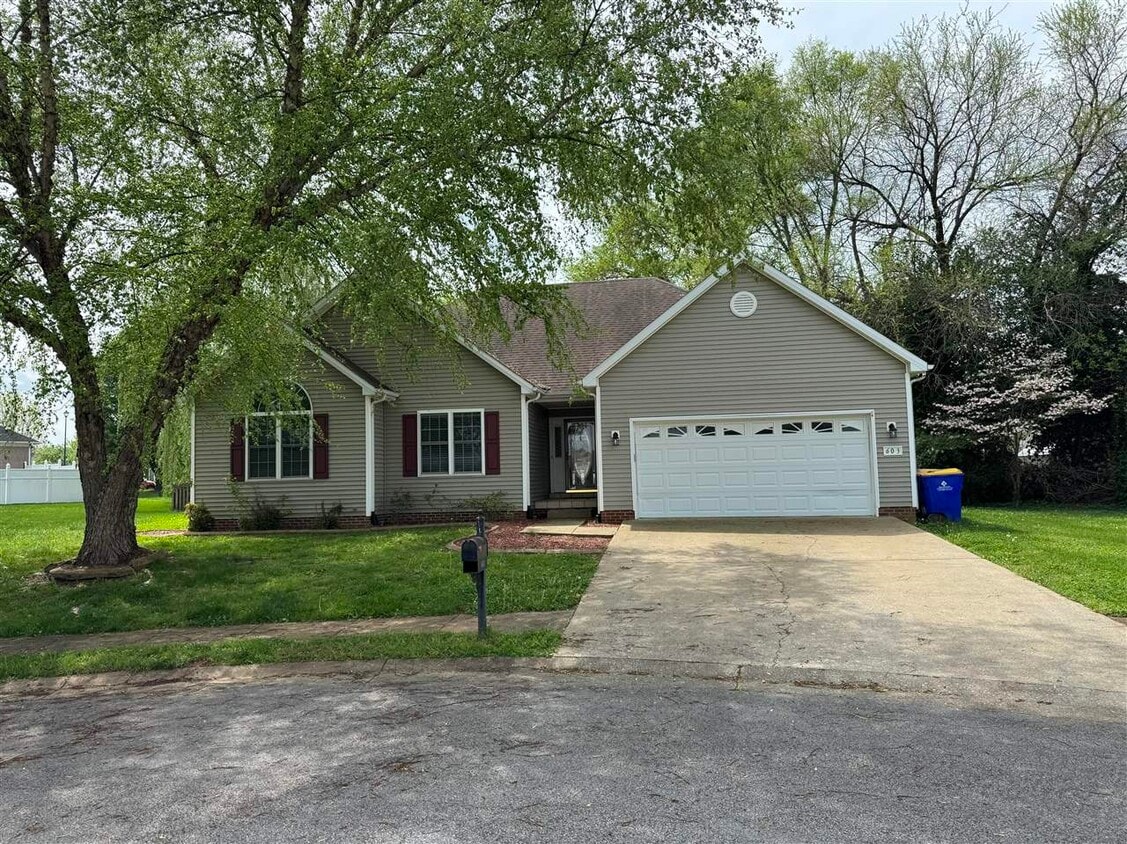 603 Aberdeene Ct, Bowling Green, KY 42104 - Townhome Rentals in Bowling ...