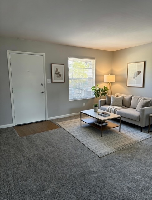 Granada Apartments & Townhomes Townhomes for Rent - Decatur, AL ...