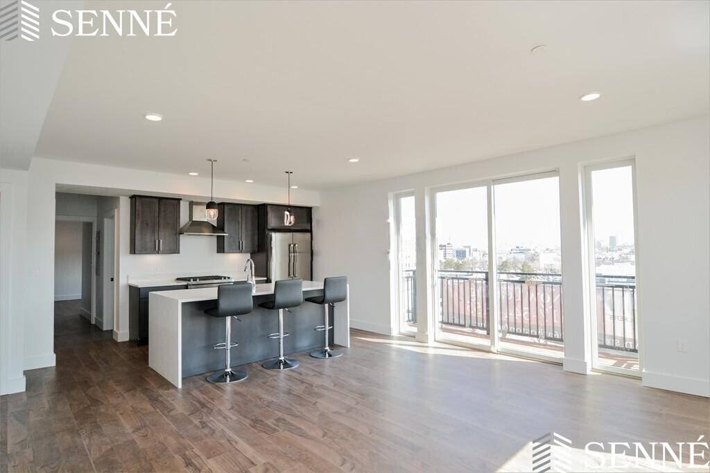 34 Hichborn St, Boston, MA 02135 - Condo for Rent in Boston, MA ...