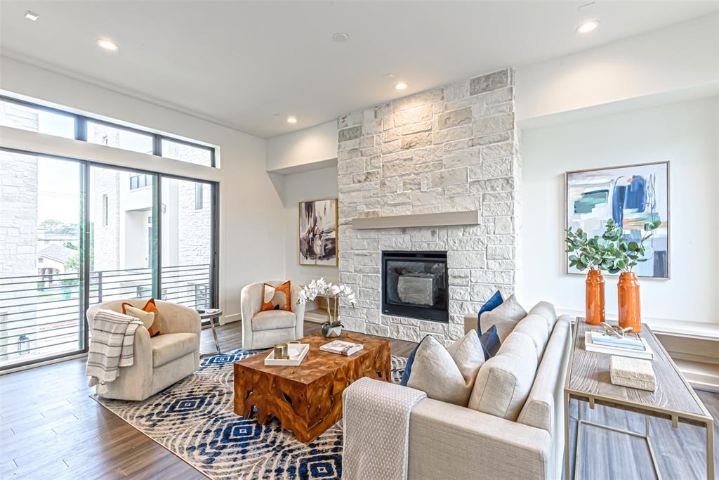 1725 Dunlavy St, Houston, TX 77006 - House Rental in Houston, TX ...