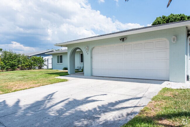 Bayou Harbor Loft Apartments for Rent - Bradenton, FL - Updated Today ...