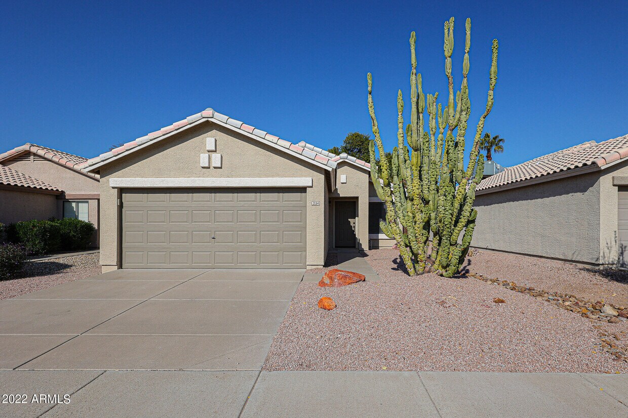 2134 E Robin Ln, Phoenix, AZ 85024 - House Rental in Phoenix, AZ ...