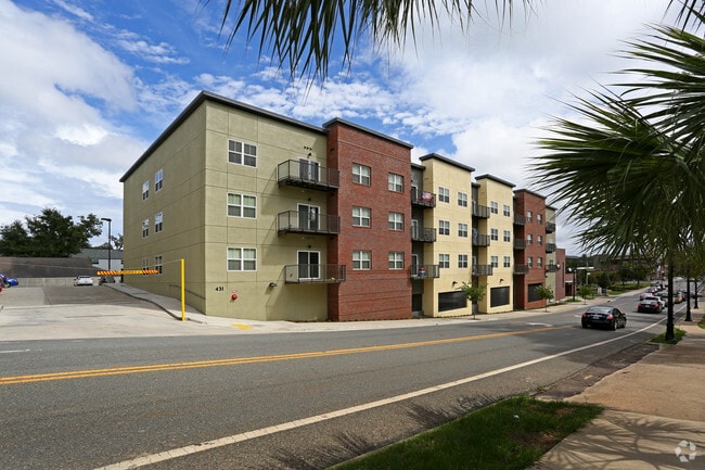 Stadium Centre - The Axis Rentals - Tallahassee, FL | Apartments.com