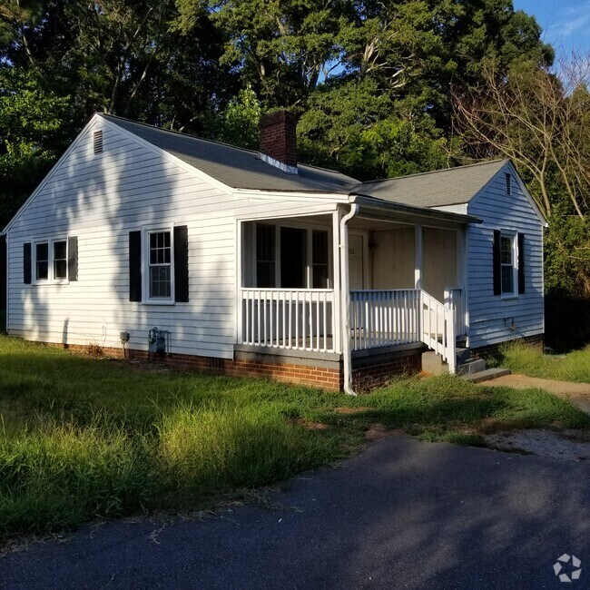 Equinox Apartments for Rent with Parking - Anderson, SC - 1 Rentals ...