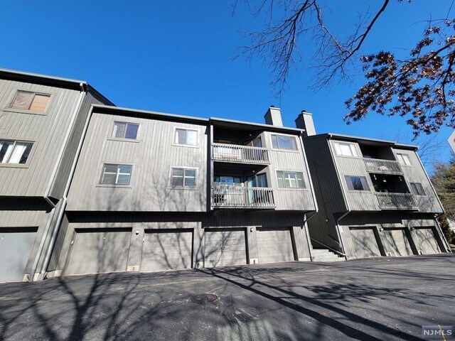 260 Evergreen Rd, Ramsey, NJ 07446 - Condo for Rent in Ramsey, NJ ...