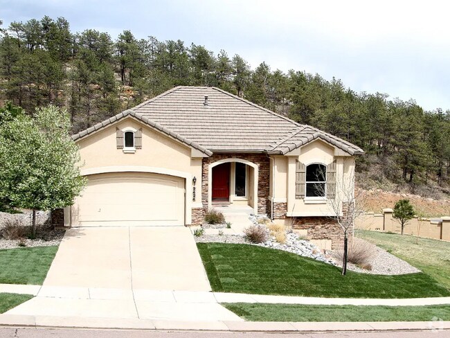 Oak Valley Ranch Apartments for Rent with a Walk-In Closet - Colorado ...