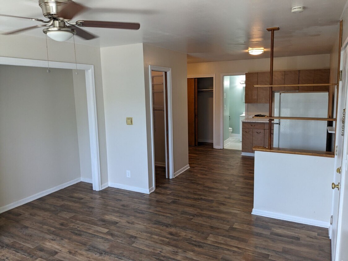 1135 S Washington Ave Unit 1135 S Washington Ave #15, Lansing, MI 48910 ...