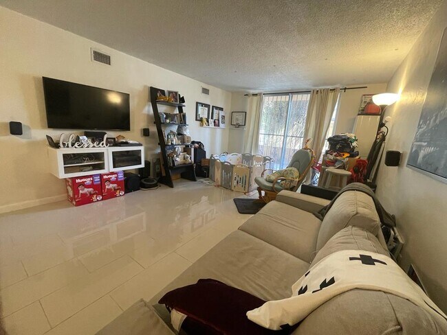 2520 NW 13th St Unit 110, Miami, FL 33125 - Condo for Rent in Miami, FL ...
