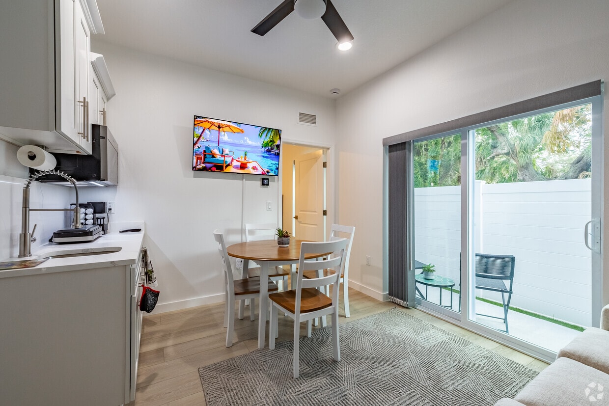 5:30 O Clock-Brand New Luxury Apartments - 527 N Garden Ave Clearwater ...