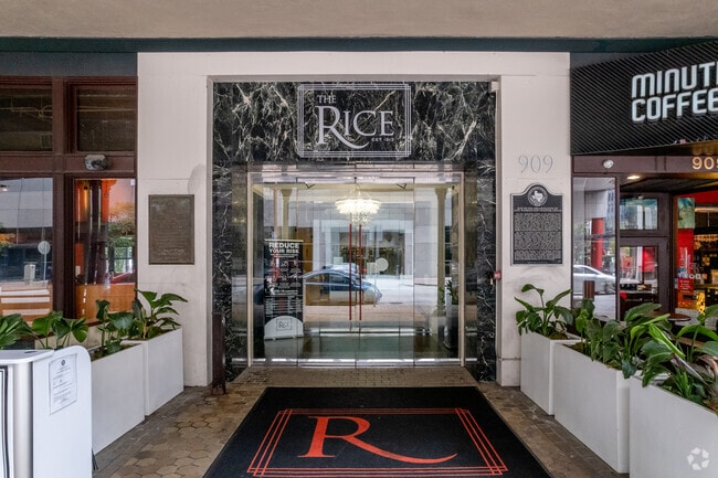 The Rice - Apartments in Houston, TX | Apartments.com