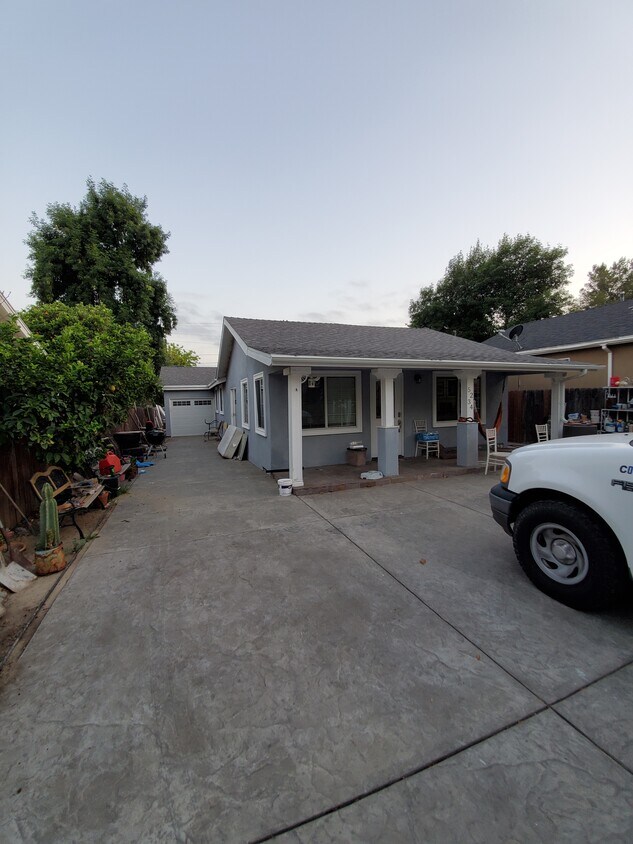 5234 Lincoln Ave Unit 5234 and a half, Los Angeles, CA 90042 - 5234 ...