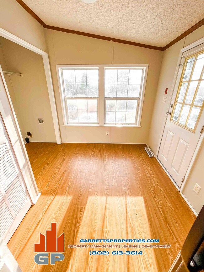 193 Browns River Rd Essex Junction Vt 05452 Townhome Rentals In Essex Junction Vt