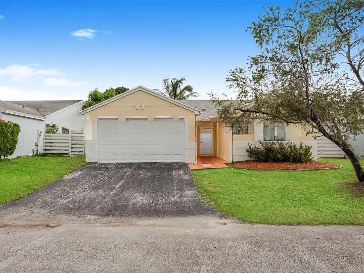 0910 Sw 145Th Ln, Country Walk, FL 33186 - House Rental in Country Walk ...