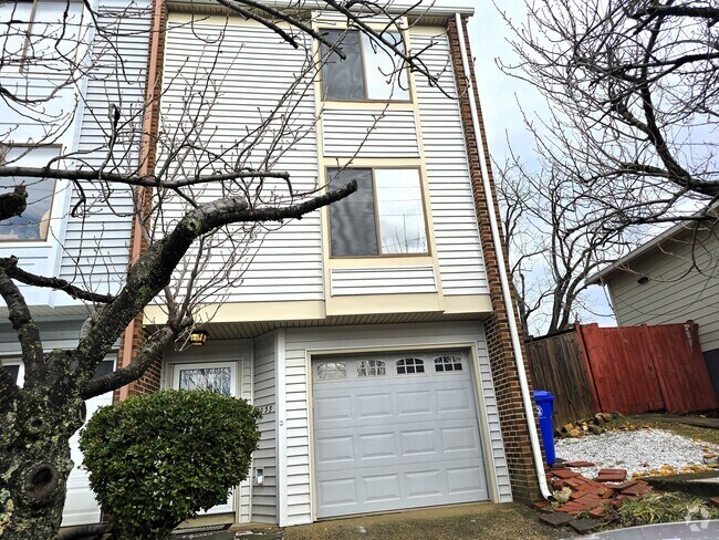 Best Luxury High View Park Apartments for Rent - Arlington, VA - 1 ...