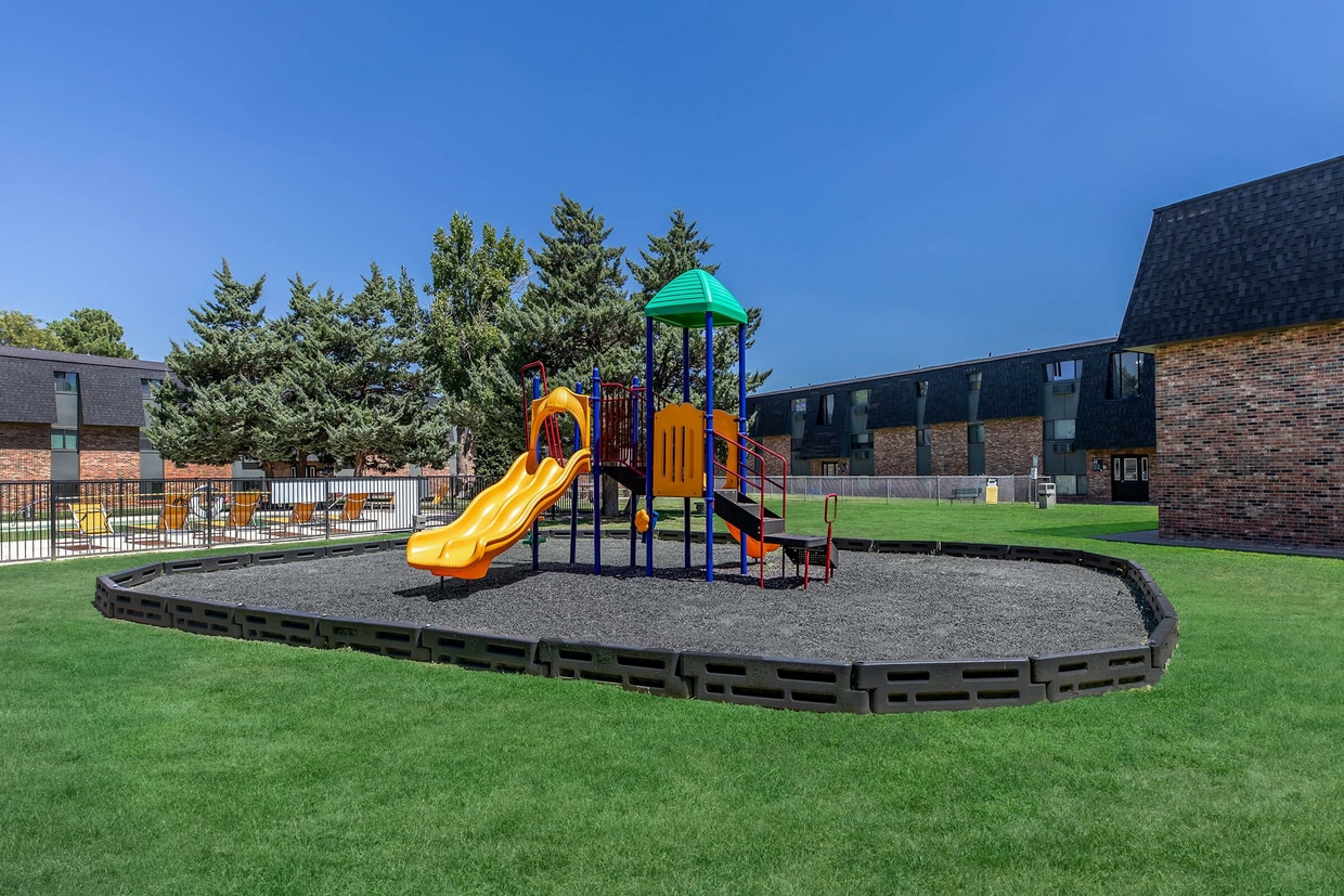 Amarillo Square Apartments - 4210 Paramount Blvd Amarillo, TX 79109 ...