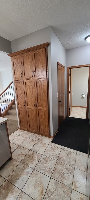 7763 Madelyn Creek Dr, Victoria, MN 55386 - Townhome Rentals in ...