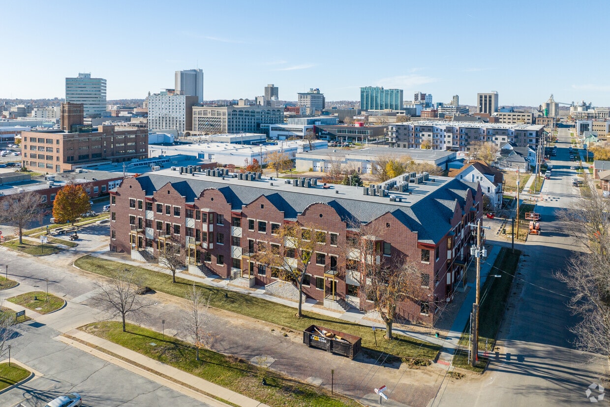 Cedar Rapids Brickstone - 627 6th St Se Cedar Rapids, IA 52401 ...