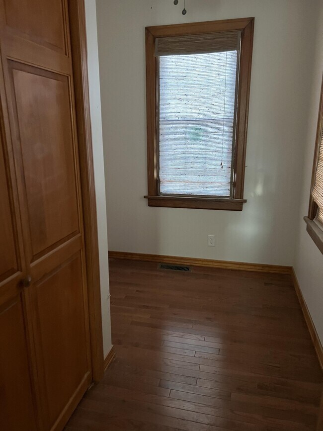 3326 N Sheridan Rd, Peoria, IL 61604 - House Rental in Peoria, IL ...