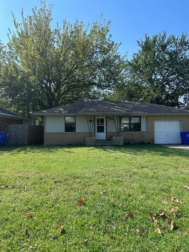 712 Denison Dr, Norman, OK 73069 - House Rental in Norman, OK | Apartments.com
