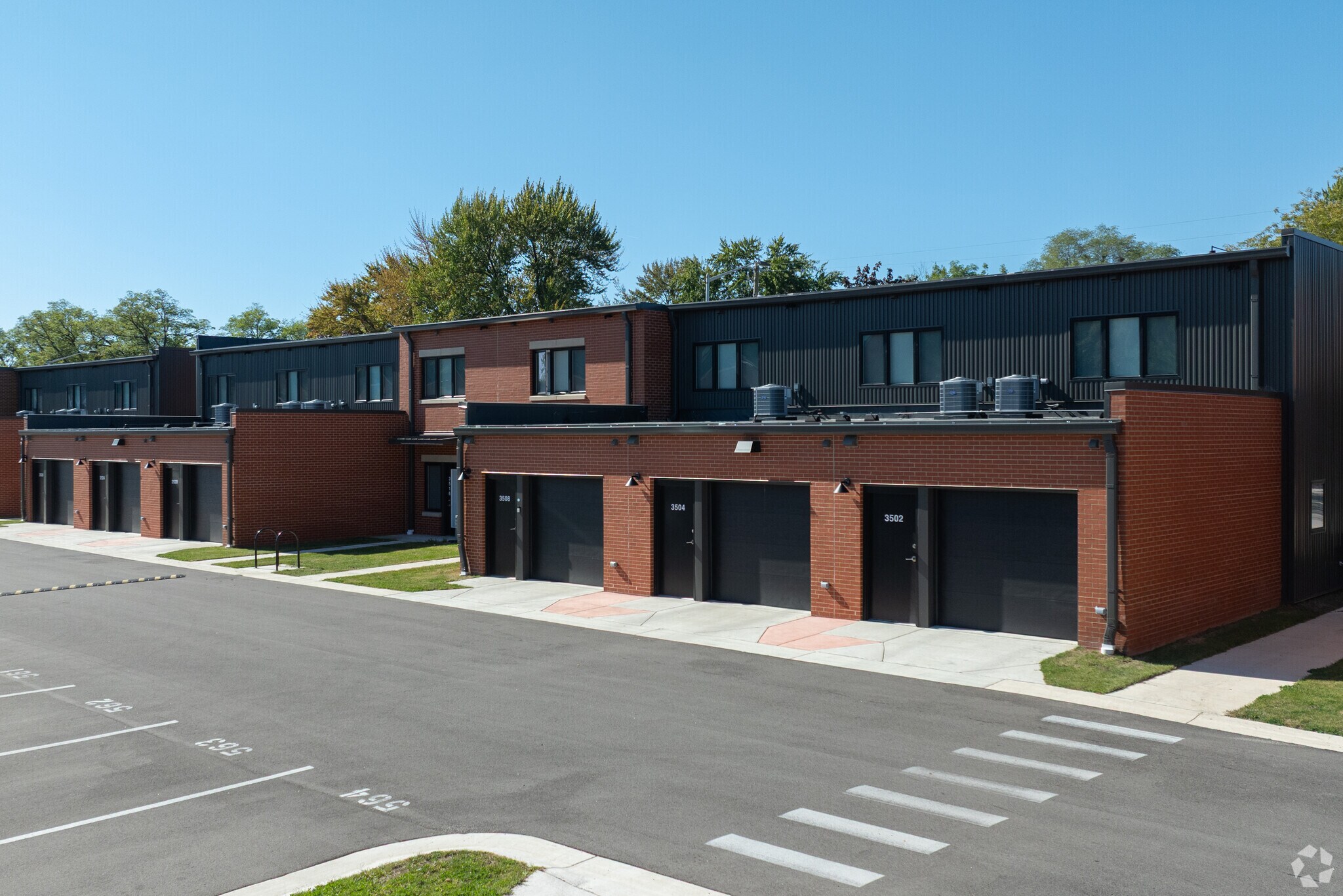 Union Suites on Michael Townhomes for Rent - Wyoming, MI | Apartments.com