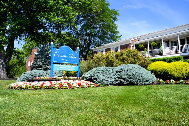Fairway Mews Apartments for Rent with Extra Storage - Spring Lake, NJ ...