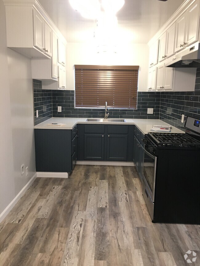 Grand Central Apartments for Rent with Extra Storage - Glendale, CA - 1 ...