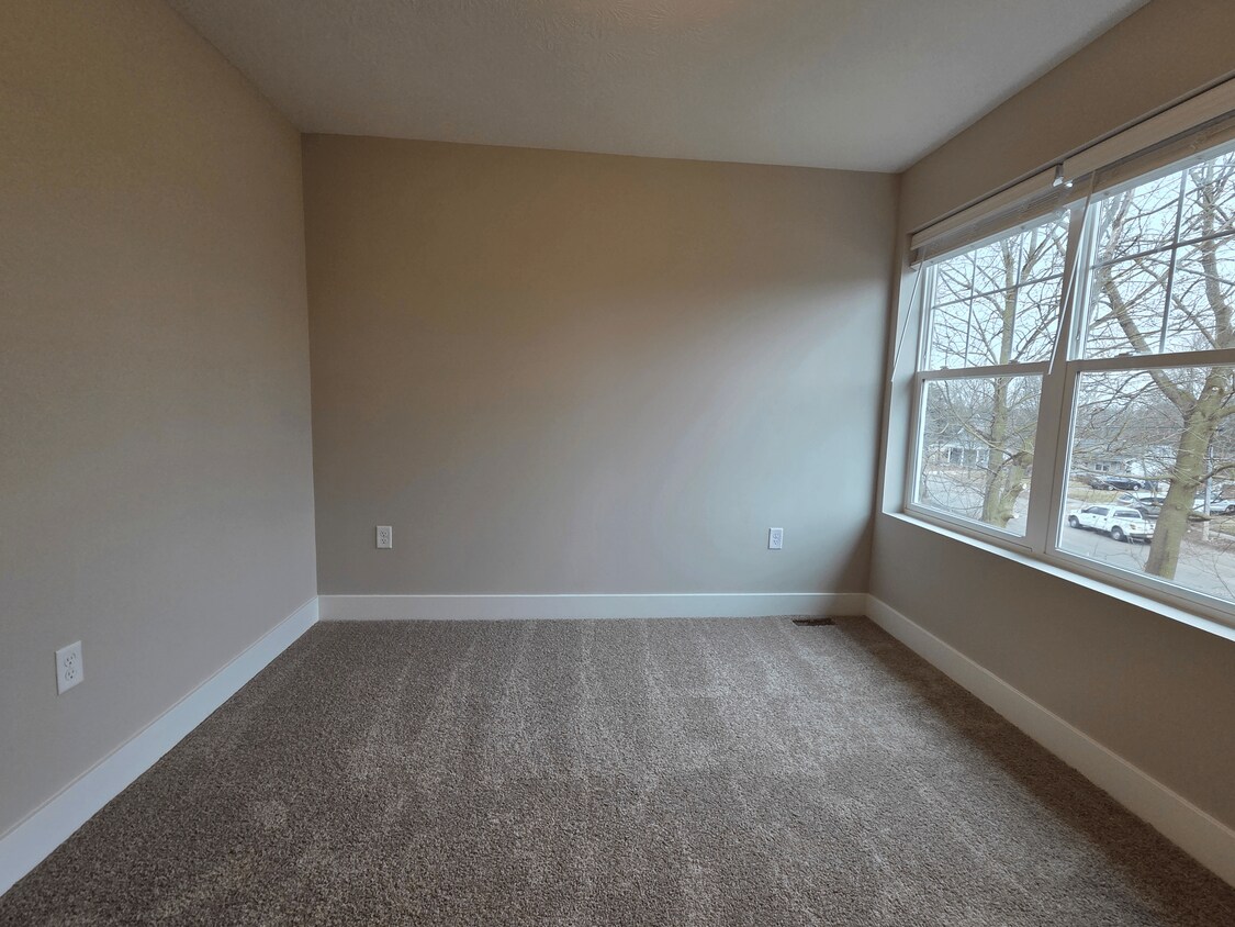 Flats at Sugar Run - 1 Mossy Grove Ln Delaware, OH 43015 | Apartments.com