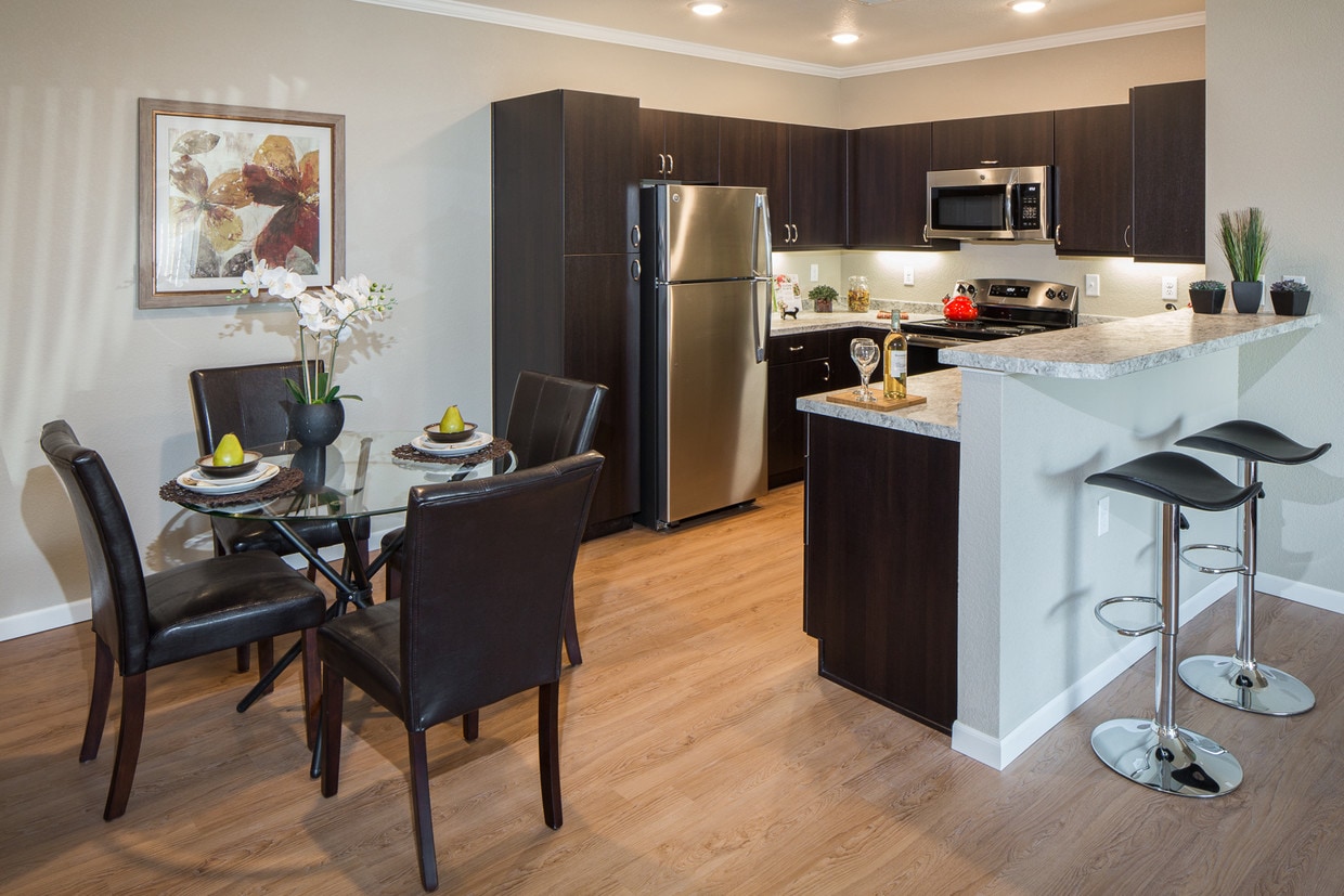 Firestone Meadows Apartments - 6245 Oak Meadows Blvd Firestone, CO ...