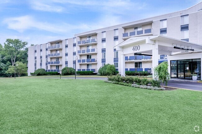 Apartments near 880 Powder Mill Rd | Apartments.com